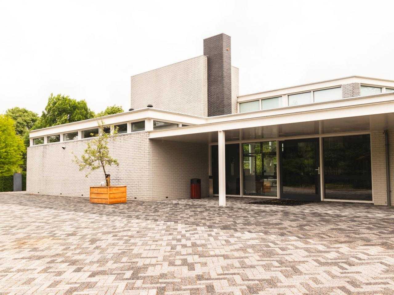The Rietveld Aula: a place that brings light into the darkness | Visit Haarlemmermeer